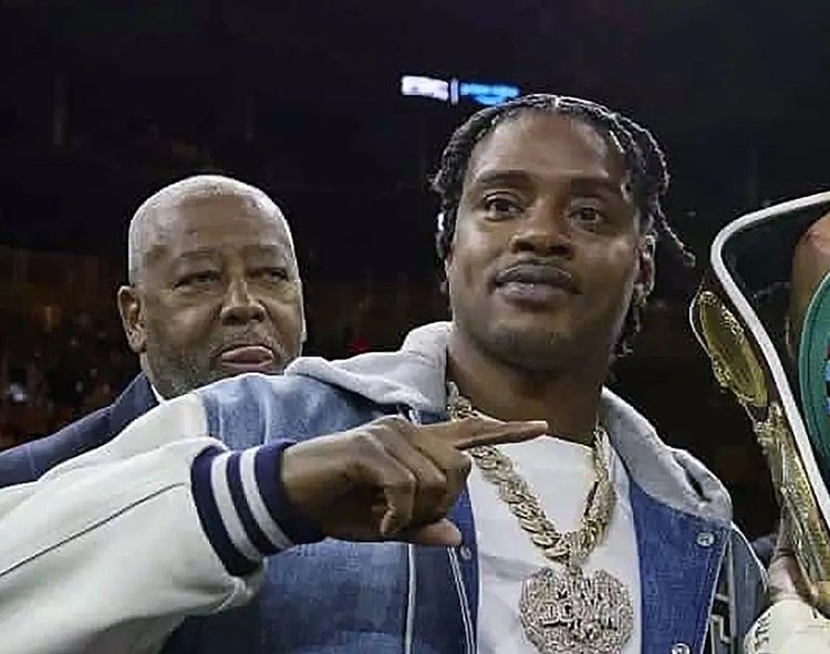 Errol Spence Jr. dice que la pelea entre Ortiz y Ennis “podría ir en cualquier dirección”