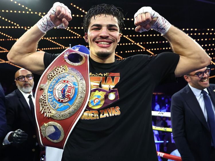 Zayas sharp vs. Garcia, seals vacant 154lb WBO world title