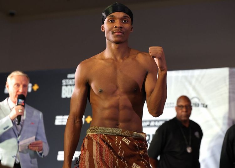 Abdullah Mason Drops Carlos Ornelas Three Times; Doctor Stops Bout ...
