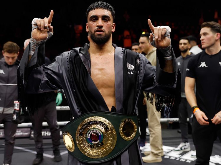 Adam Azim vs. Kurt Scoby se suma a la cartelera de Eubank-Benn II, el ...