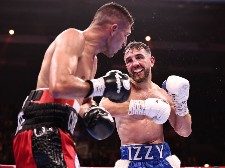 Nathaniel Collins, Cristobal Lorente Fight To 12-Round Split Draw In ...