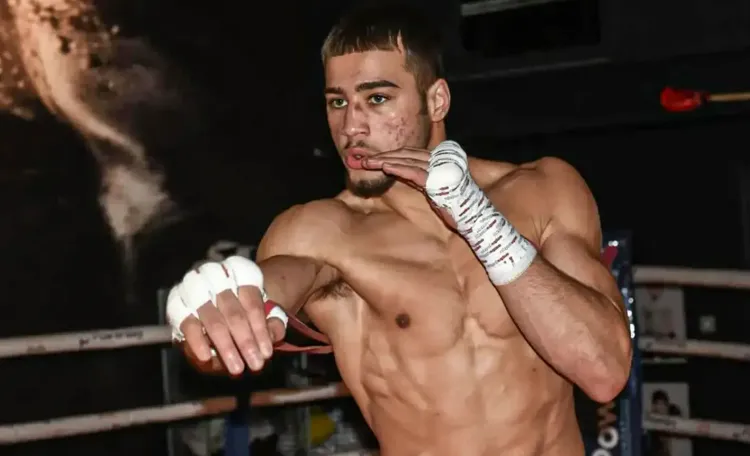 Lucas Roehrig bolstered by Jai Opetaia advice ahead of Saturday ring return