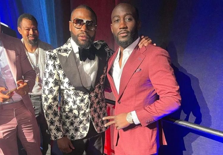 Dans un combat mythique, Shane Mosley donne l’avantage à Terence Crawford face à Floyd Mayweather