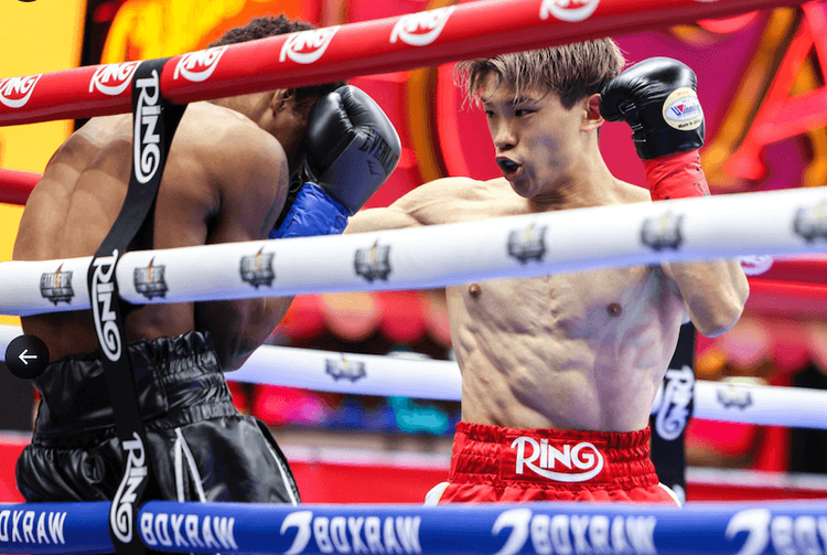 Japanese Prospect Reito Tsutsumi Wins Pro Debut In Times Square