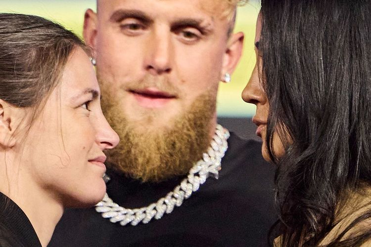 Photos: Katie Taylor, Amanda Serrano - Face To Face