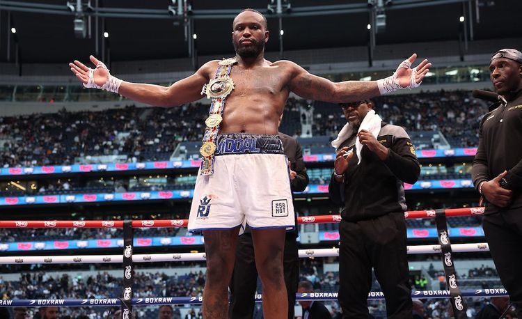 Viddal Riley Wins North London Derby Against Chev Clarke, Claims ...