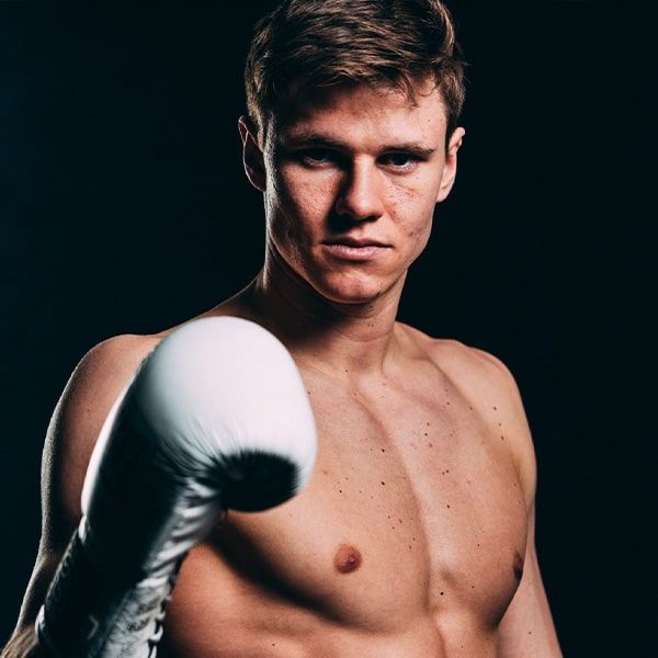 Simon Zachenhuber | 「ザ・リング・マガジン」の公式プロフィール – 戦績と記録